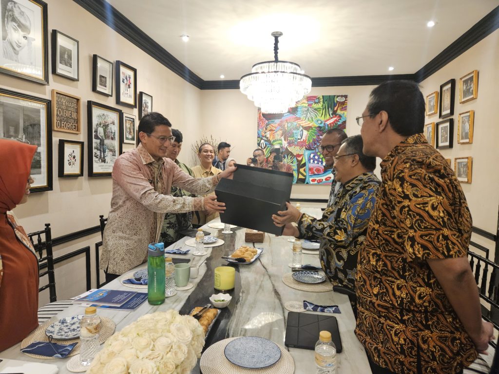 Tentang Kami - Media Penilai